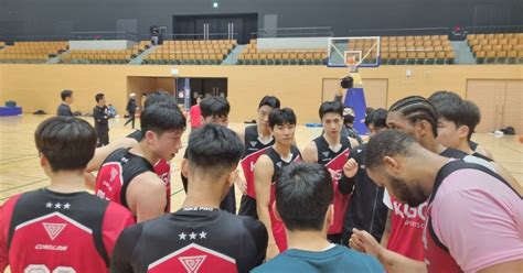 Easl 첫 경기 앞둔 김상식 Kgc 감독 상대의 허 찌를 준비 돼 있다