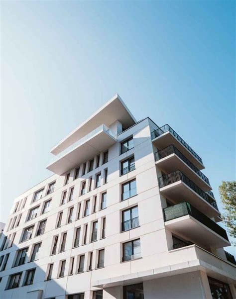 Antoine Similon I Video Maker And Cameraman In Brussels