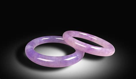 How To Buy A Jade Bangle — Jade Fiend