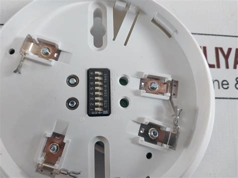 Simplex 4098 9789 Smoke Detector Base Aeliya Marine Simplex 4098 9789 Smoke Detector Base Aeliya Marine