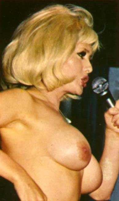 Carol Doda Was A Famous Stripper In San Francisco In The 1960s Scrolller