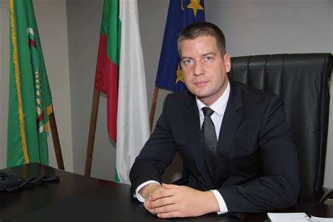 Кметът Живко Тодоров поздравява жителите на Община Стара Загора за кол