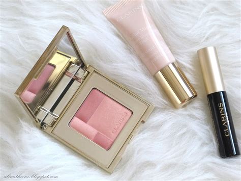 Румяна CLARINS Blush Prodige 02 ''Soft Peach'' | A L I N D I A R Y