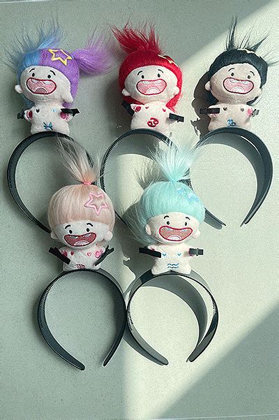 유니크인형5컬러 별자리집게머리띠 헤어밴드 헤어 악세사리 라따뚜이머리띠 키치 하이틴 놀이공원 웃긴선물 우정템 관종템 인싸템 릴스 숏츠 체육대회 틱톡 유행 헤어클립 집게핀