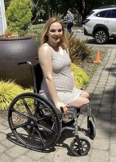 Distant Limbs Tumbex