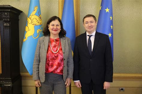 Максим Європейський Союз продовжить всебічну підтримку України охоплюючи економічну сферу