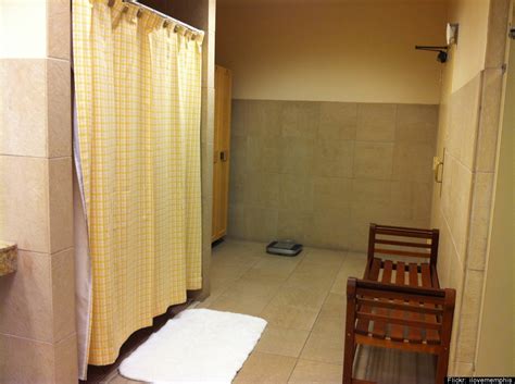 Womens Gyms With Open Showers