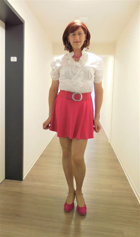 November 2022 The New Age Lifestyle Strong Female Strong Women Genderqueer Fashion Female