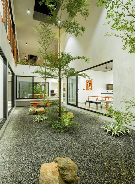 Gallery Of The Colour Burst House Lijo Reny Architects 6