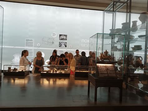 Посета припадника Војне академије Народном музеју у Београду Министарство одбране Републике Србије