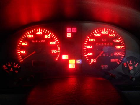 Подсветка панели приборов — Audi 80 B4 2 л 1994 года другое Drive2