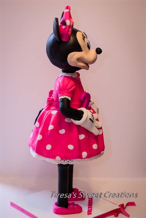 Minnie Mouse 3d Cake