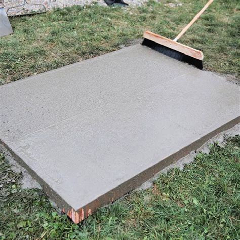 How To Pour A Concrete Slab Step By Step Guide Blitsy