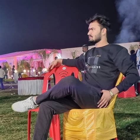 Saurabh Dwivedi Duari (@only_saurabh.01) • Threads, Say more