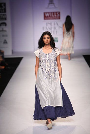 Prama By Pratima Pandey Long Skirt Fashion Fashion Desi Fashion
