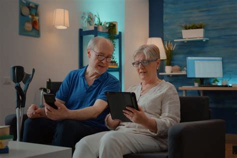 tech savvy seniors introduction to android tablets computer course
