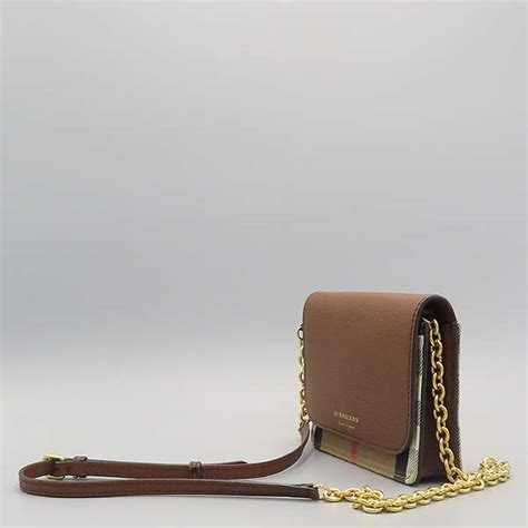 버버리 뉴 햄프셔 미니 크로스백 럭셔리바이 중고명품