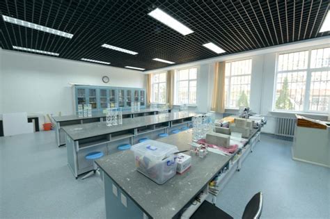大连市普通高中创新实践学校
