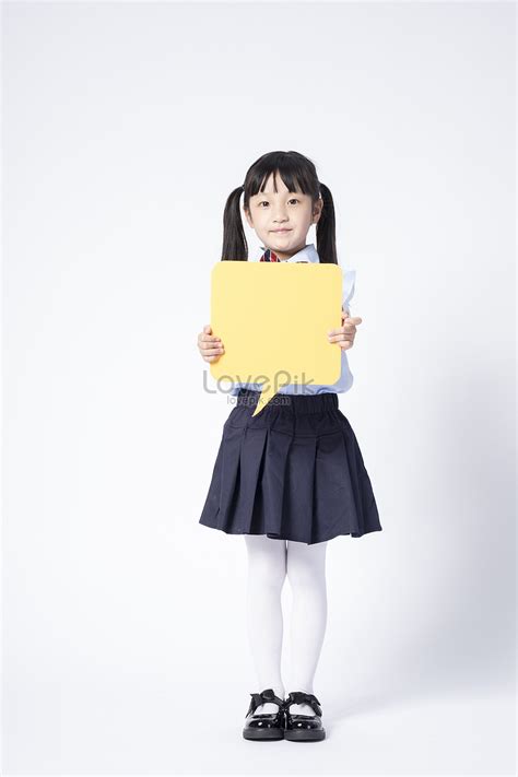 A Girl With A Dialog Box Picture And HD Photos Free Download On Lovepik
