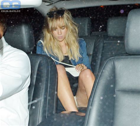 Suki Waterhouse Nude Pictures Onlyfans Leaks Playbabe Photos Sex Scene Uncensored