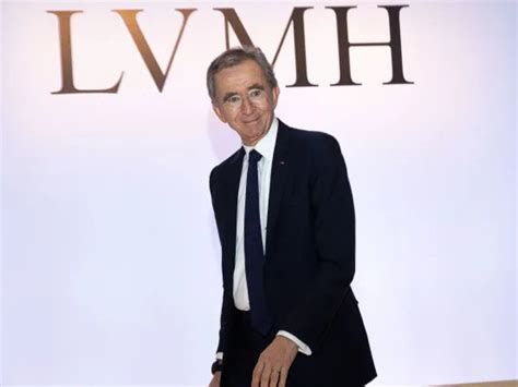 Lvmh компанийн тэргүүн Бернар Арно дэлхийн хамгийн баян хүн болжээ Isee Mn