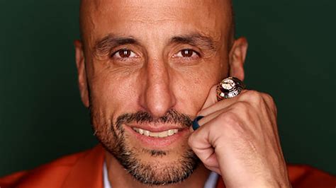 Manu Ginóbili se convirtió en un nuevo mito del deporte argentino como Maradona Fangio y Vilas