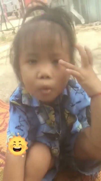 ນ້ອງເນີຍ ຮຽນພາສາລາວ😅 Youtube