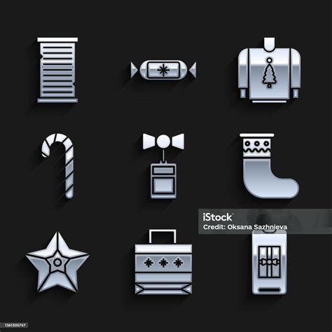 비문 판매 크리스마스 종이 쇼핑 백 스마트 폰 선물 상자 스타킹 스타 사탕 지팡이 줄무늬 스웨터 및 위시리스트 템플릿 아이콘으로 가격 태그를 설정합니다 벡터 Brand