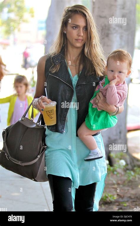 Jessica Alba And Haven Garner Warren Jessica Alba Takes Her Daughters