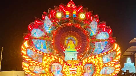 🌝පොසොන් තොරණ ළඟ බැබලෙන කසාවත 🌞 Youtube