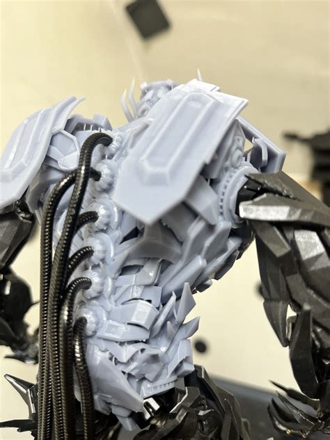 3d File Transformers Crowbar Dreadbot Dmk Articulated Figure 🤖 ・3d Printable Model To Download・cults