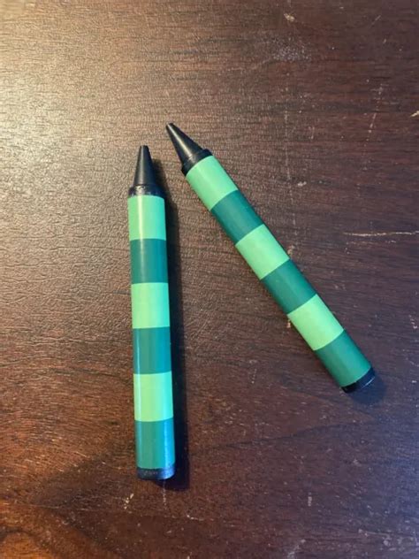 Blues Clues Handy Dandy Notebook Wood Replica W Extra Crayon Eur