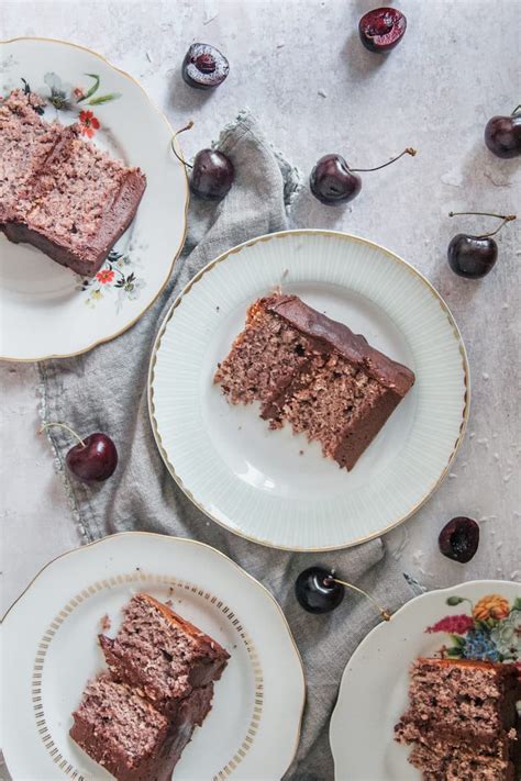 Cherry Ripe Cake