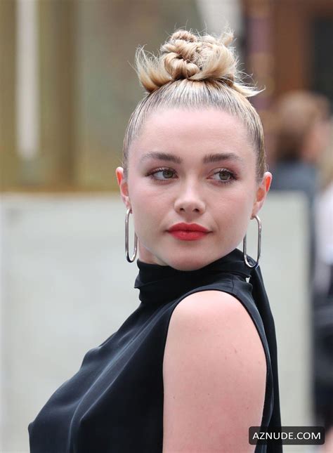Florence Pugh Braless At The Royal Academy Of Arts Summer Exhibition