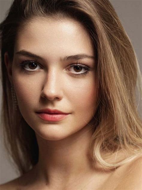 International Cristina Chaparro