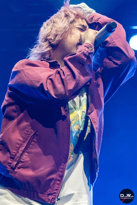 Back Beat Seattle Show Review And Photos One Ok Rock Wamu Theater