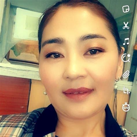 Цэцэгчин Энергийн 7 хүрдний өнгөөр бүтээдэг энэ загвар бол Цэцэгчингийн брэнд юм Зөвхөн