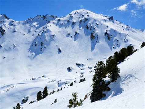 左ハンドルのマニュアルレンタカー Tenrakatsuno