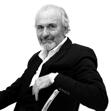 Jesús Gasca Exágono Magazine