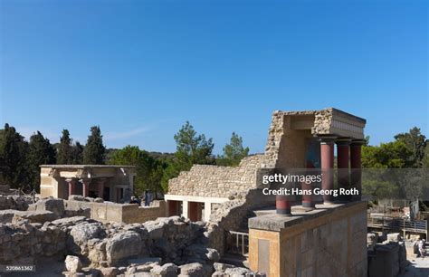 Knossos Reconstruction