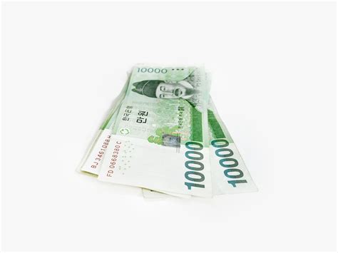 무료 이미지 아시아 저장 상표 생성물 현금 통화 달러 문서 세 지불 저금 님 대한민국 지폐 한국 돈 2400x1800 1226488