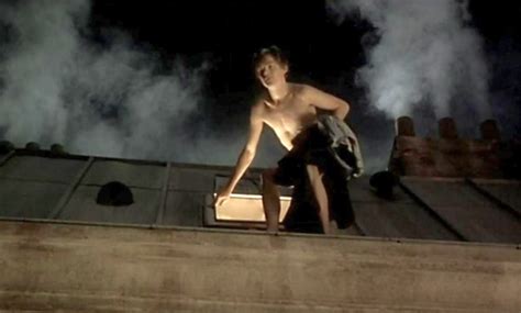 Leonardo Dicaprio Nudo In Poeti Dallinferno 1995 Nudi Al Cinema