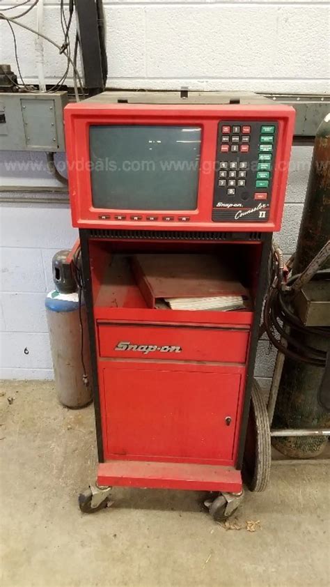 Snap On Oscilloscope Counselor Ii With An Exhaust Gas Analyzer Allsurplus
