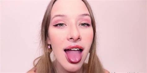 Diddlydonger Asmr Cum In My Mouth