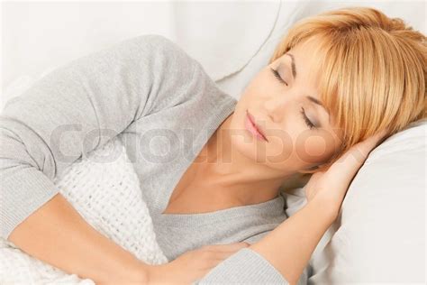 Closeup Bild Der Schlafenden Frau Ins Gesicht Stock Bild Colourbox