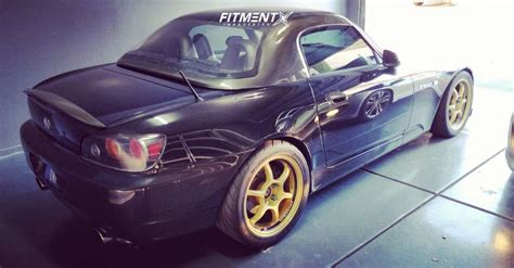 2005 Honda S2000 Base With 17x7 5 Advan Racing Rg And Nexen 215x45 On