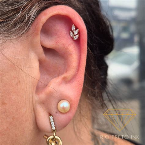 Tudo Sobre Piercings Na Cartilagem Da Orelha Helix Piercing