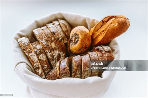 얇게 썬 빵 린넨 빵 상자 빵 보관 Diy에 대한 스톡 사진 및 기타 이미지 Diy 가방 개념 Istock