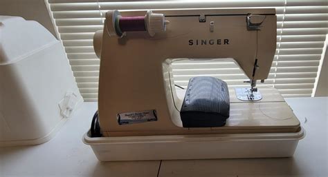 Singer Creative Touch Sewing Machine