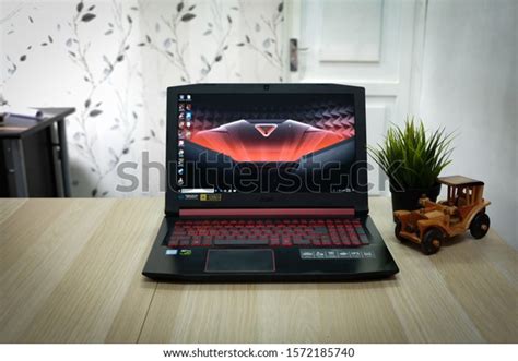 Acer Predator Gaming Laptop Images Stock Photos D Objects Vectors Shutterstock